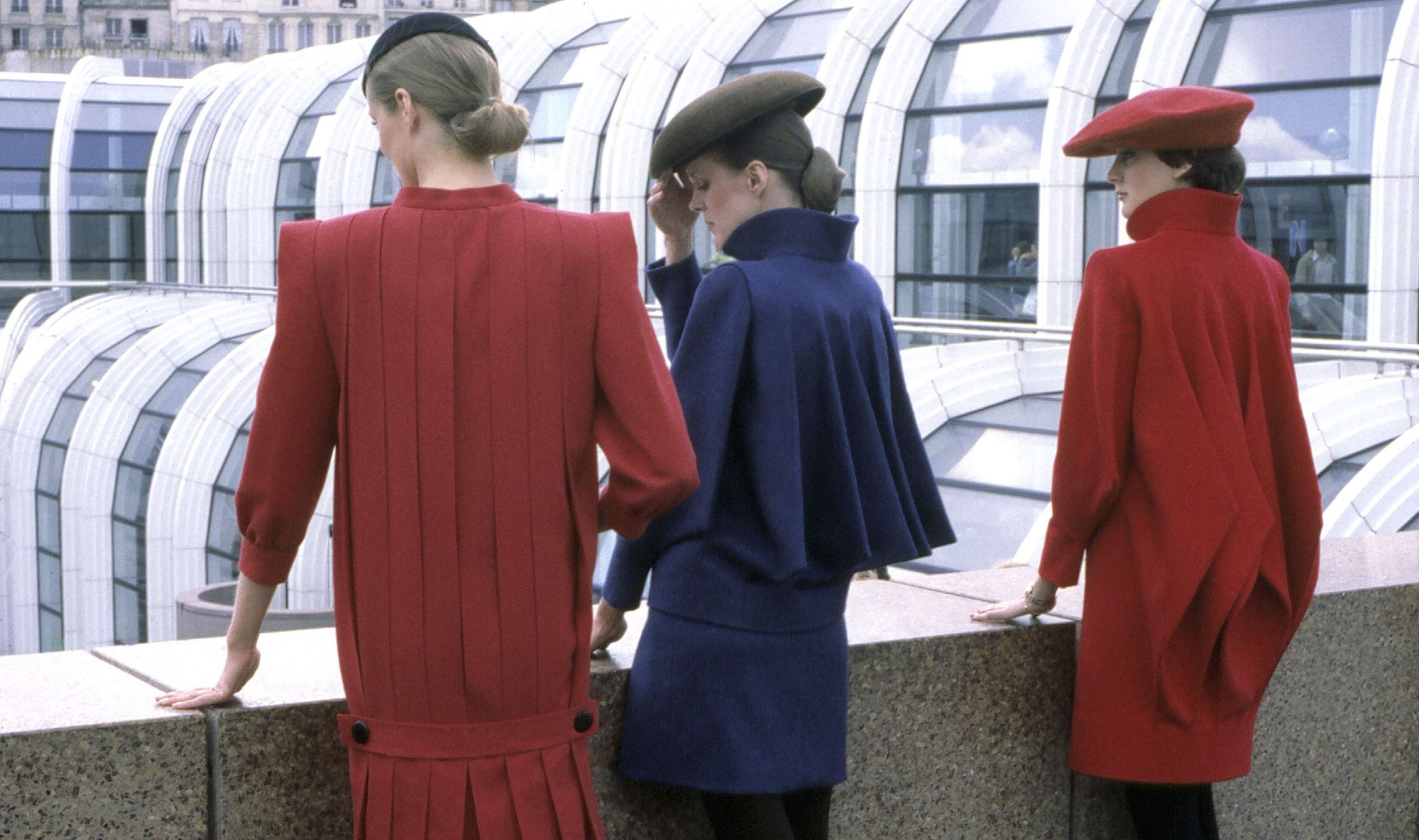 Retrospective Pierre Cardin - its design and fashion similarities