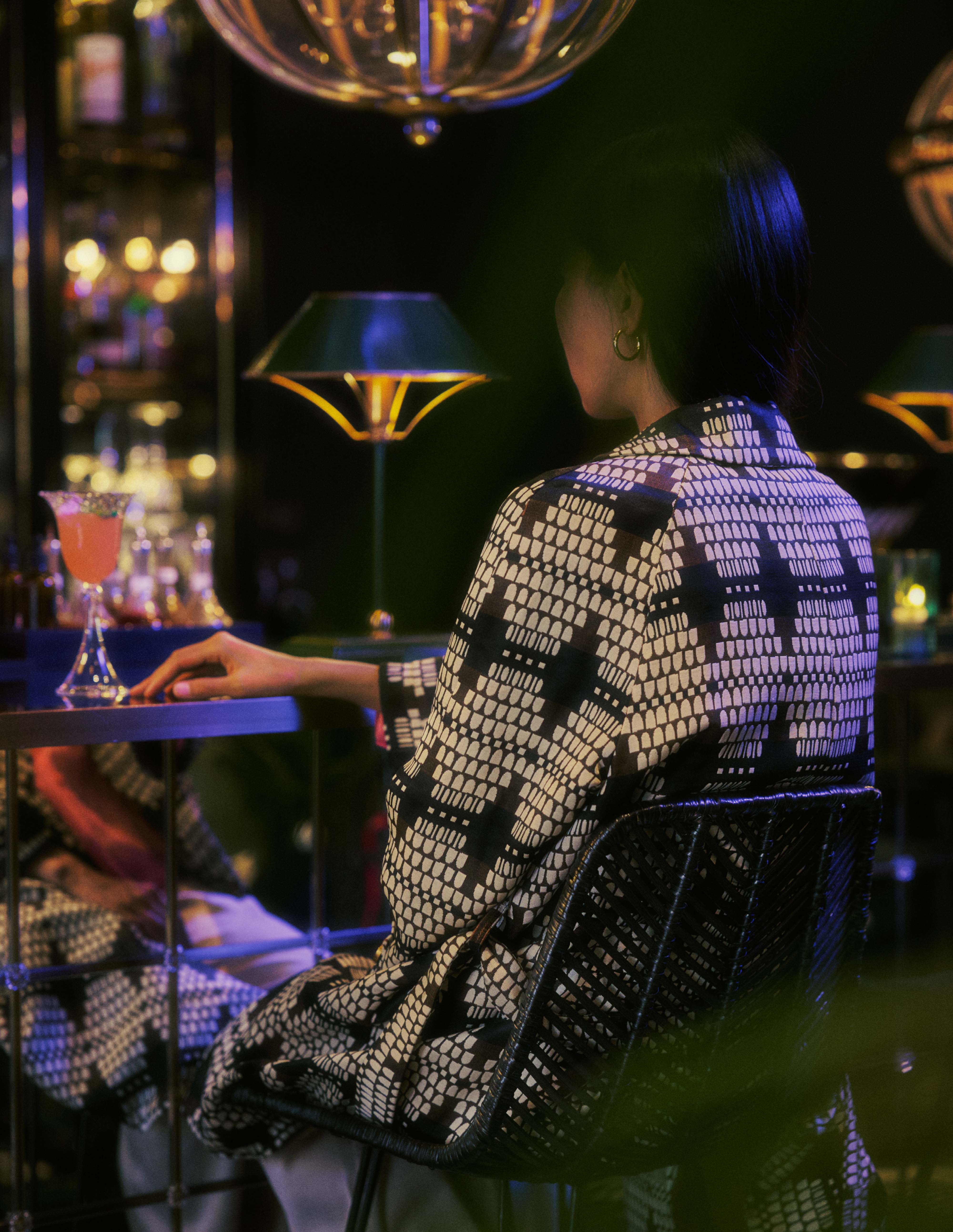 La collection Miss Wong de CFOC immerge dans la nuit hongkongaise