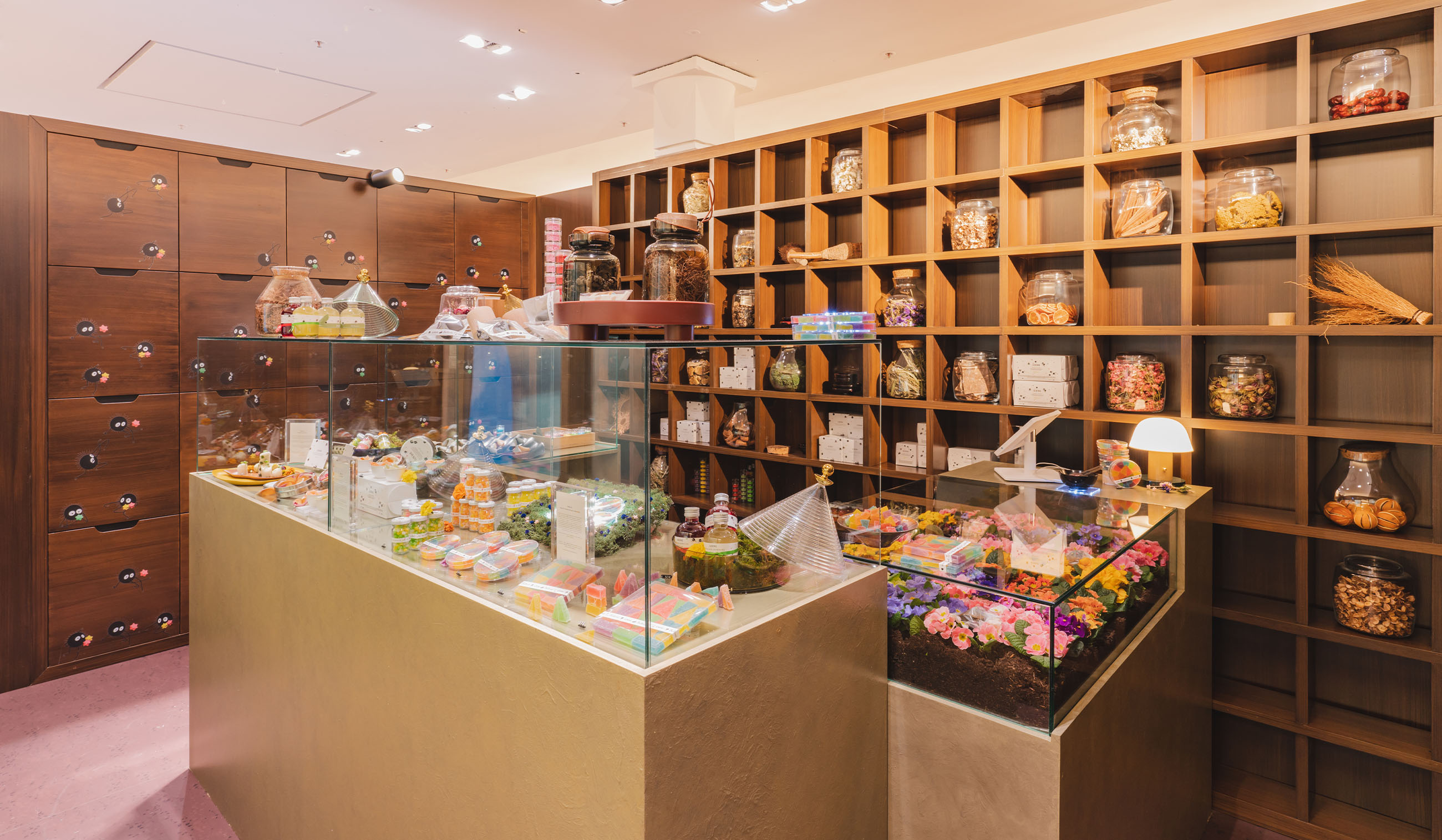 Brands from all horizons unite with audacity and singularity