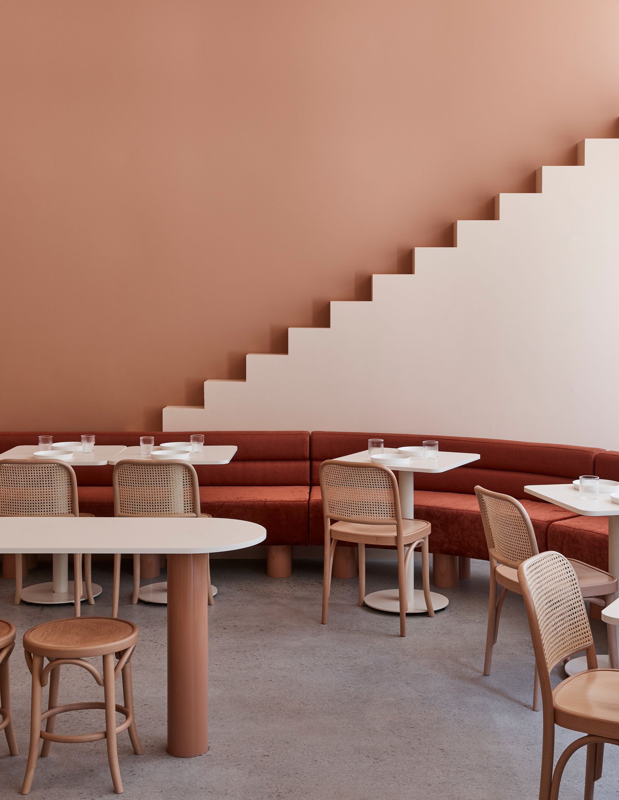 Best of soft cafés: harmonious and soft interiors