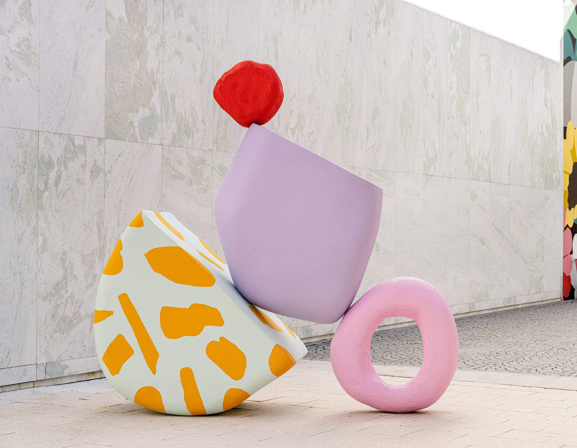 Meeting with the creative with the ultra-coloured universe Alex Proba