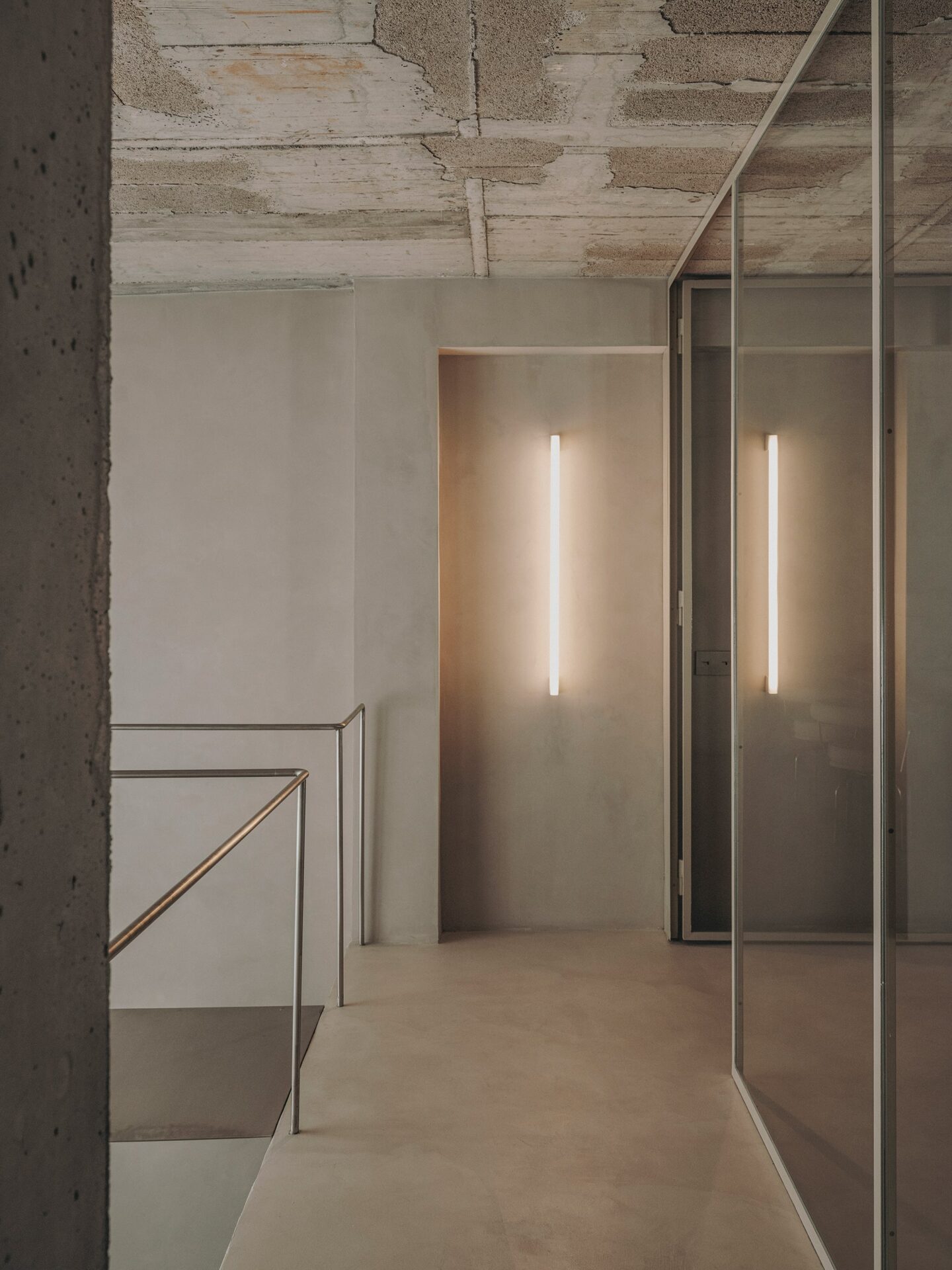 Andrés Reisinger's new studio by Isern Serra in Barcelona