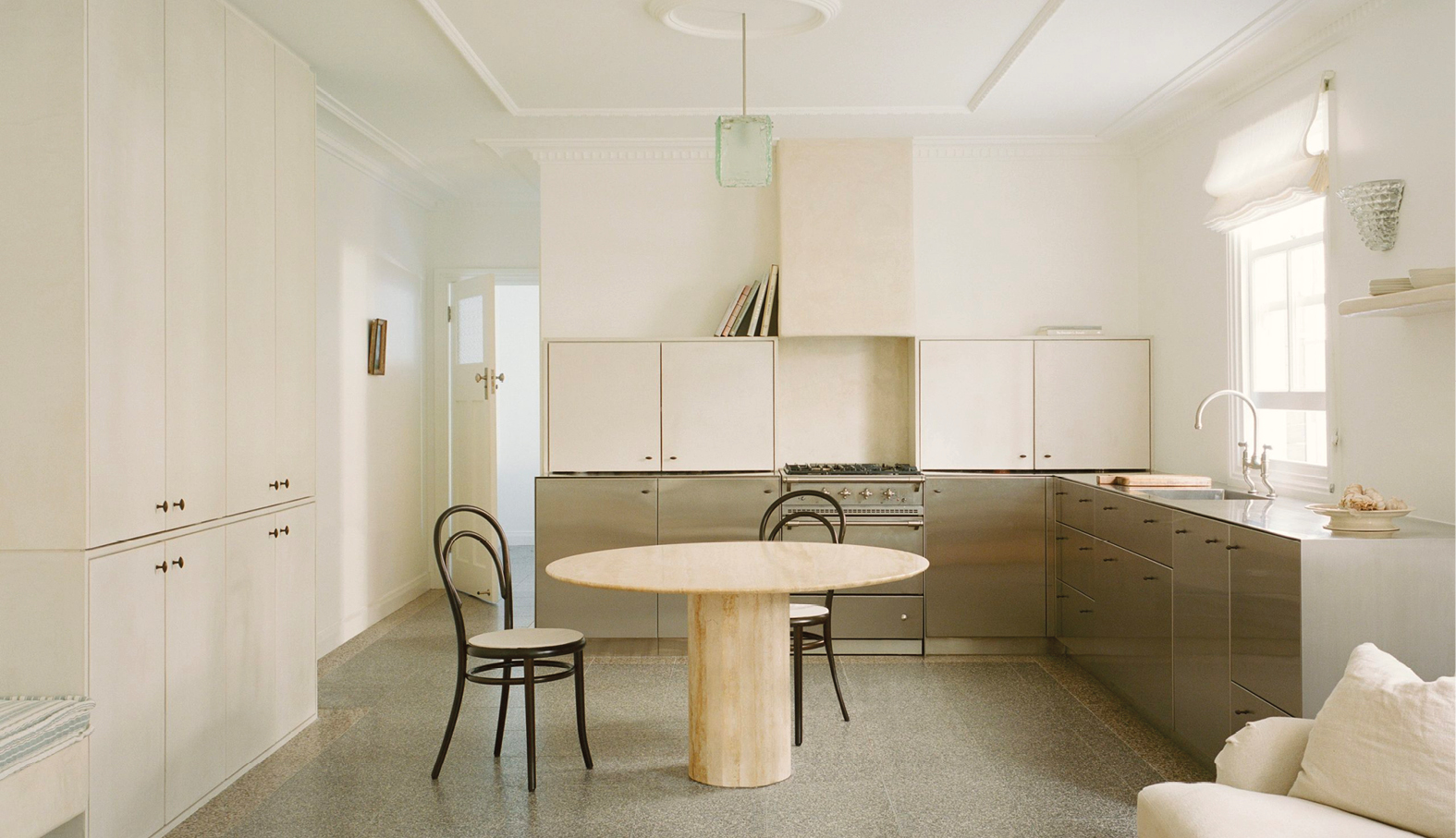 The 'Putmanian' style in contemporary design