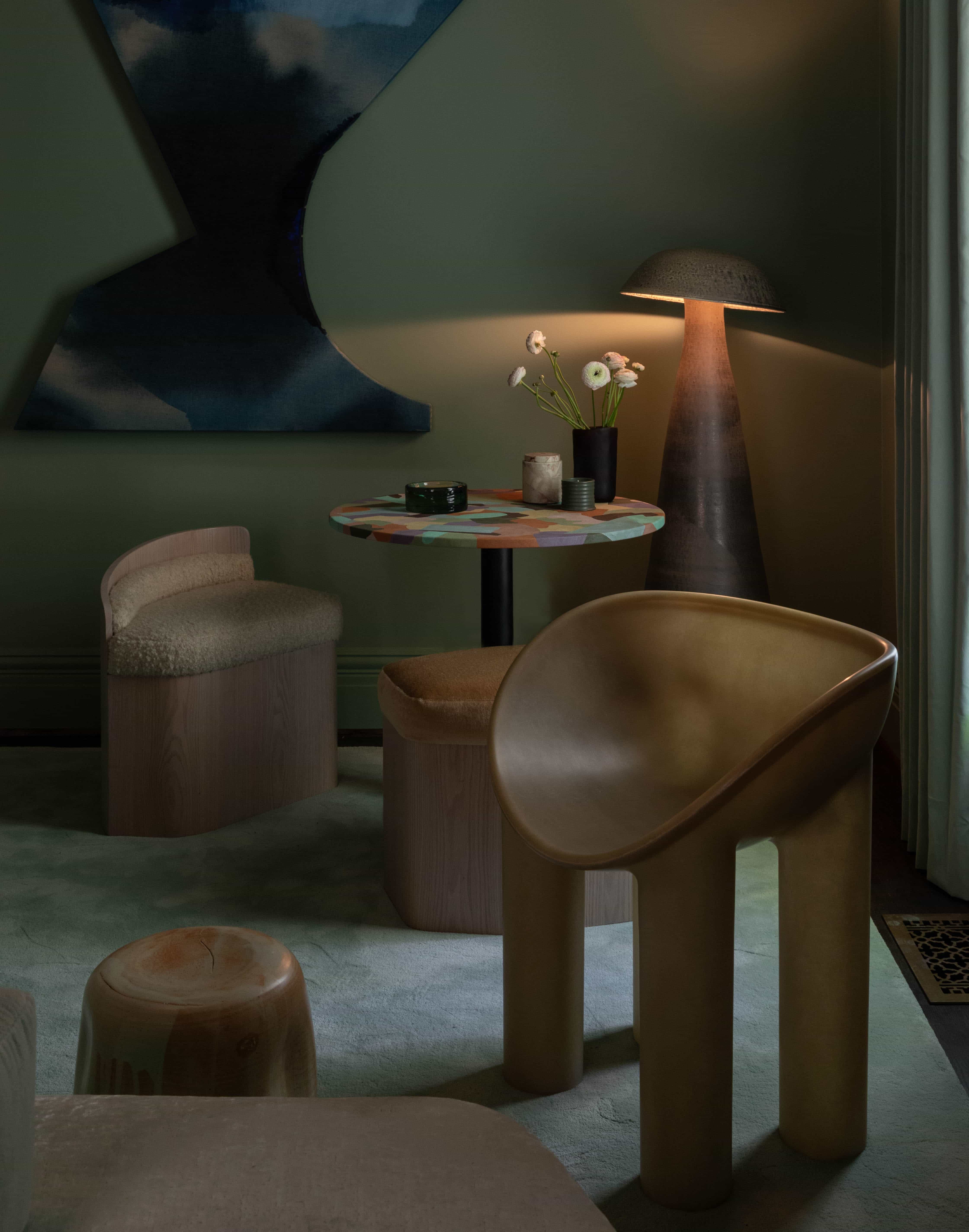 The mood of American decorator and designer Michael Hilal